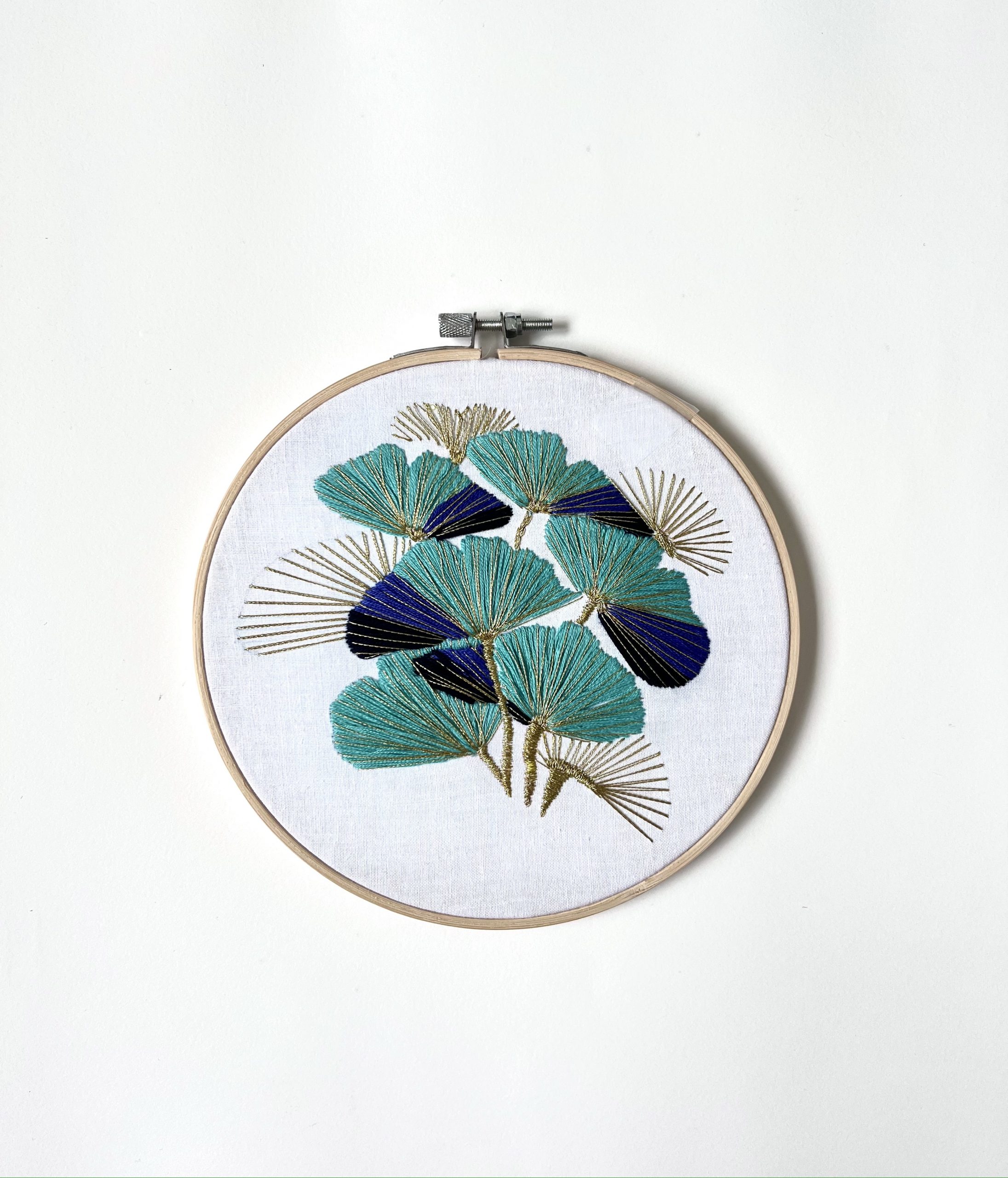 Mermaid's kiss - Little Miss Grumpy